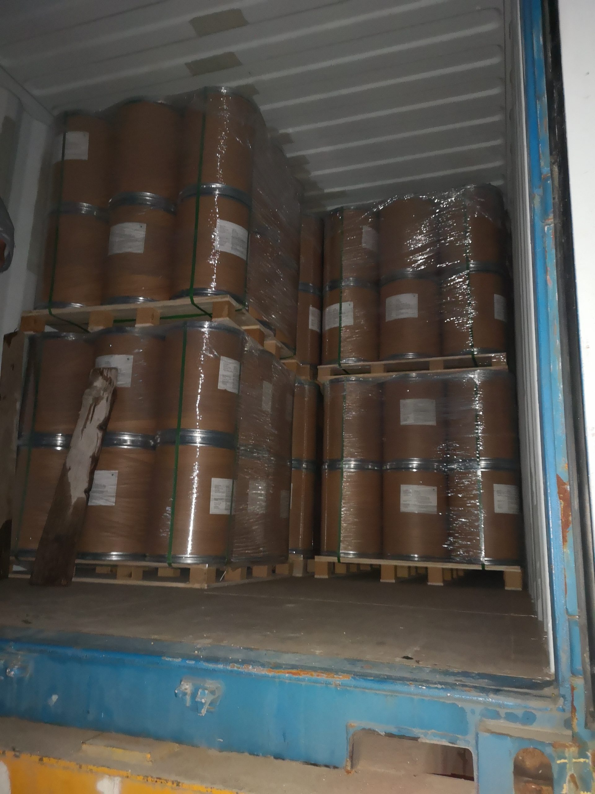 Catalyst for waste oil refinery